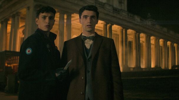 'Los detectives difuntos' - Avance oficial subtitulado - Vídeo Los ...