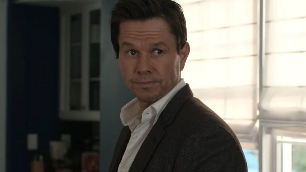 La película de Mark Wahlberg que iba para cines pero que Prime Video ...