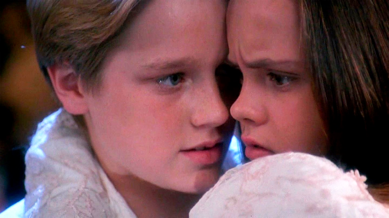 El actor que interpretó a Casper tiene 44 años y aparece en esta serie ...