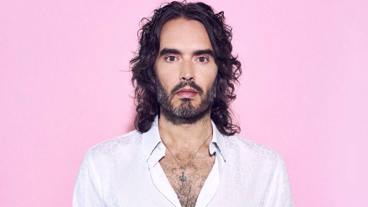 Russell Brand, actor y comediante británico, es acusado por agresión ...