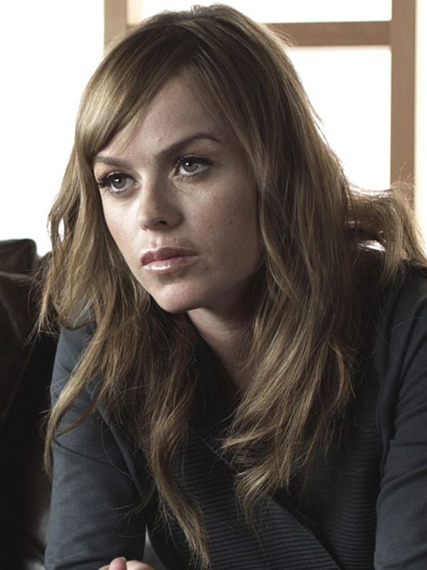 Taryn Manning White Oleander
