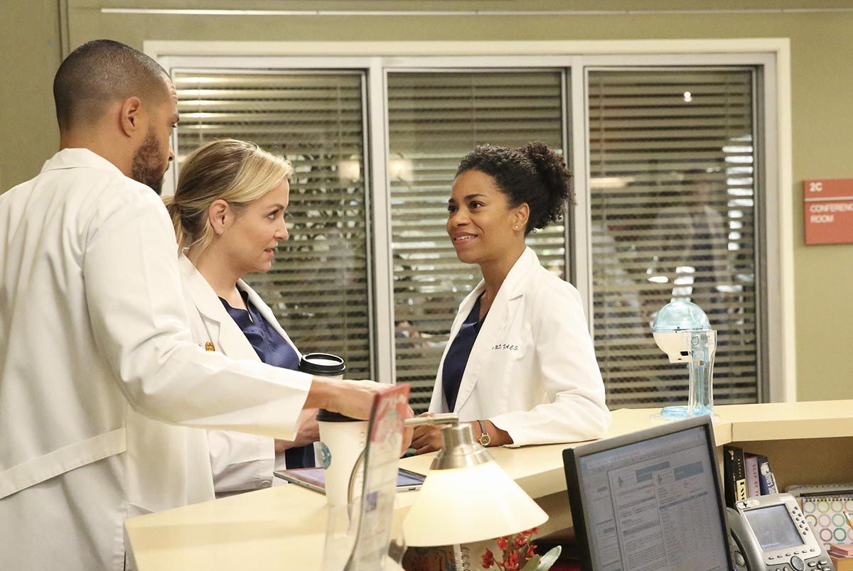 Grey's Anatomy : Grey's Anatomy : Foto Kelly McCreary, Jessica Capshaw ...