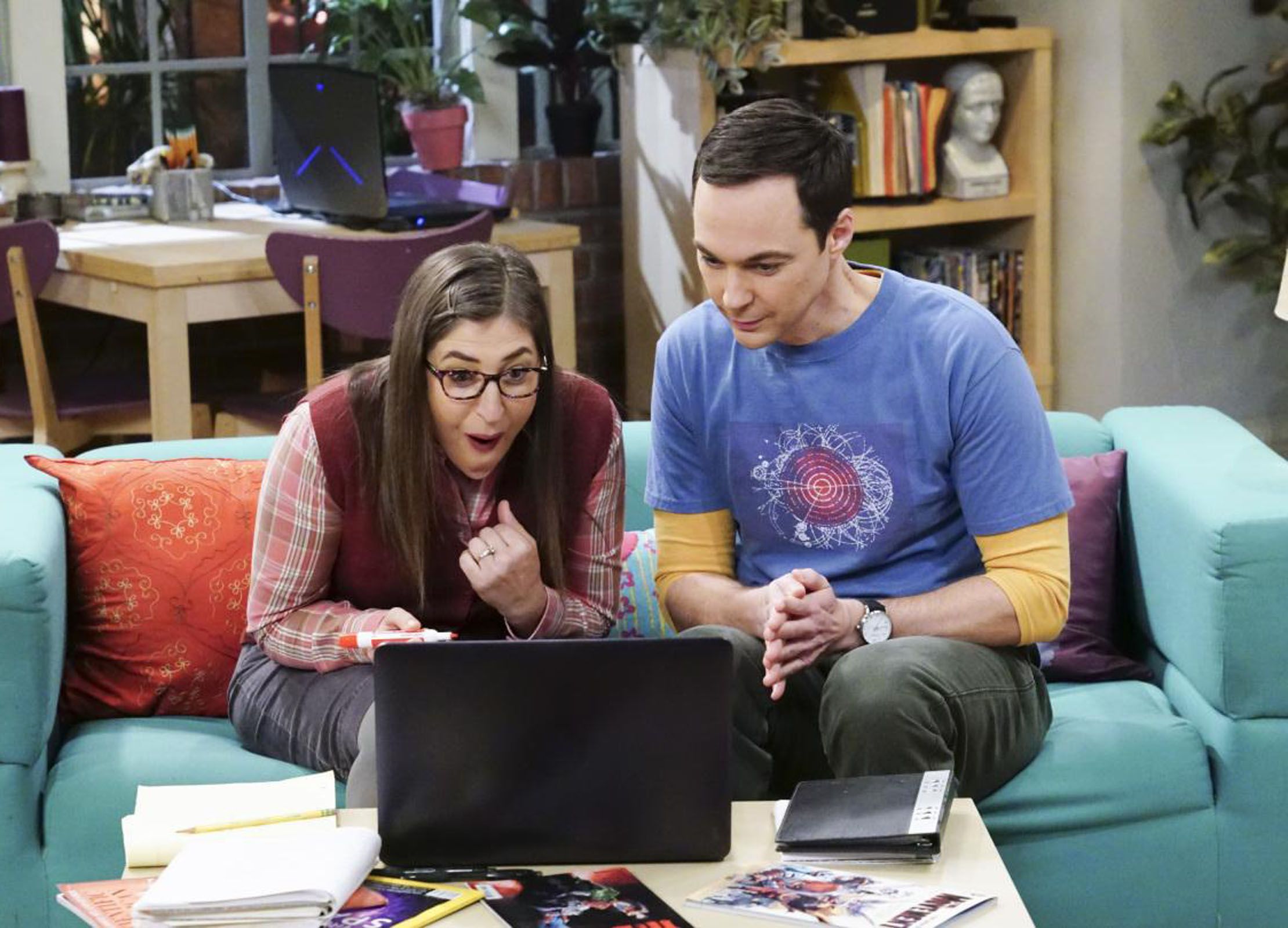 Foto de Mayim Bialik - The Big Bang Theory : Foto Mayim Bialik, Jim Parsons - Foto 75 de 352 ...