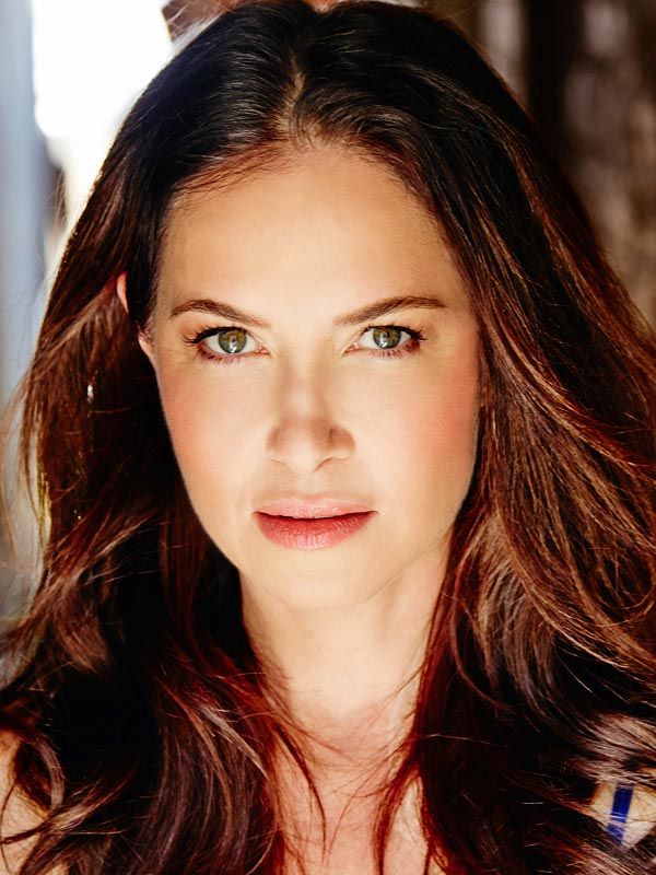 Victoria Hill - SensaCine.com.mx