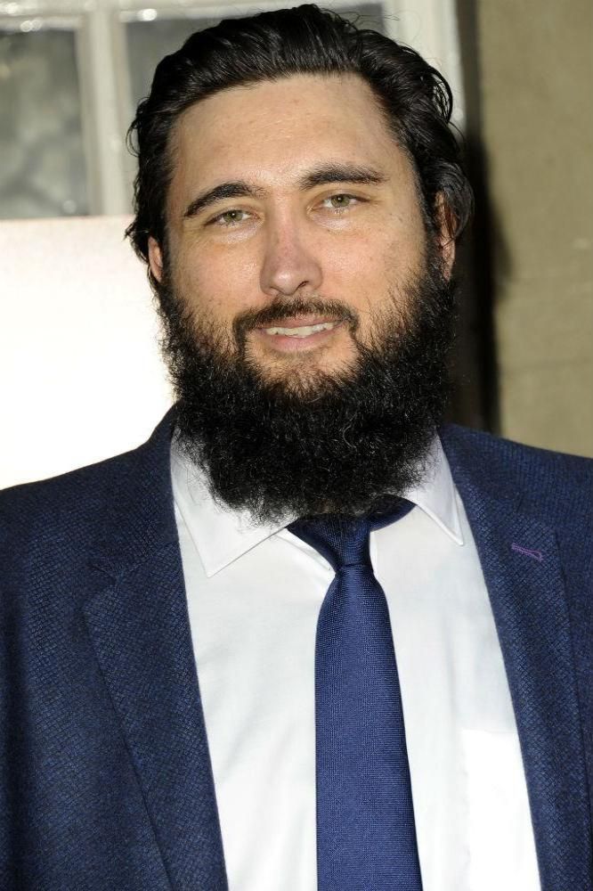 Julius Avery : Su biografía - SensaCine.com.mx