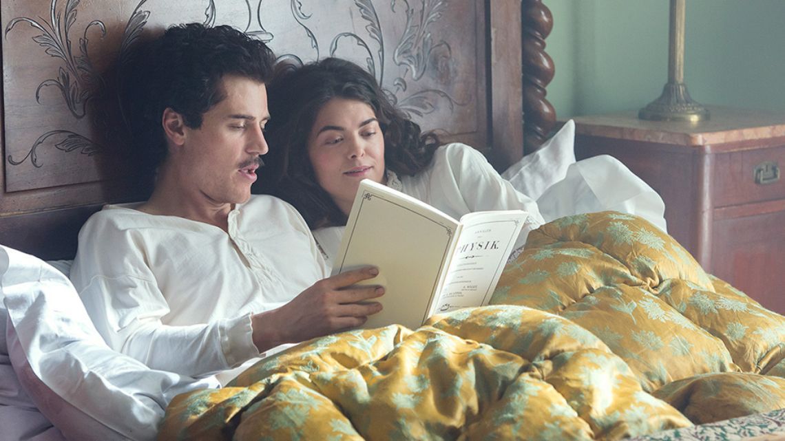 Cartel Genius temporada 1 - Cartel 65 sobre 99 - SensaCine.com.mx