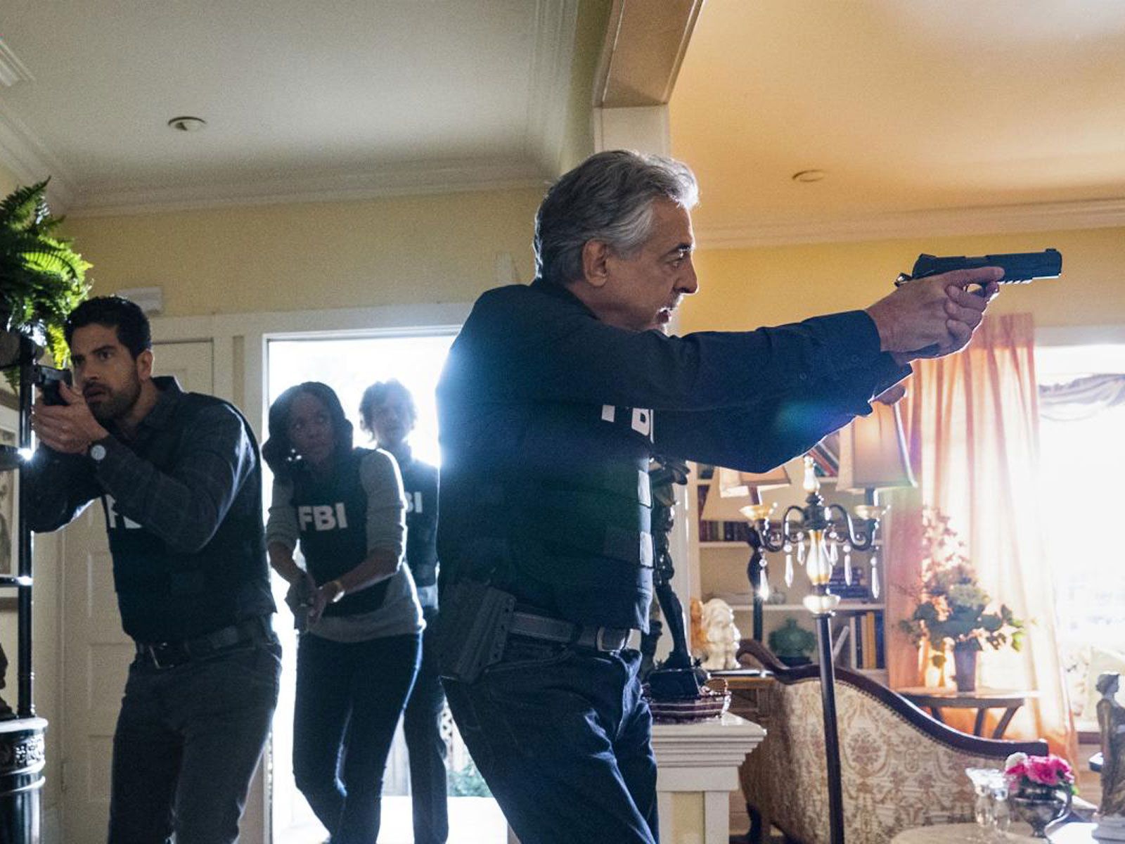 Foto de Aisha Tyler - Foto Matthew Gray Gubler, Joe Mantegna, Adam ...