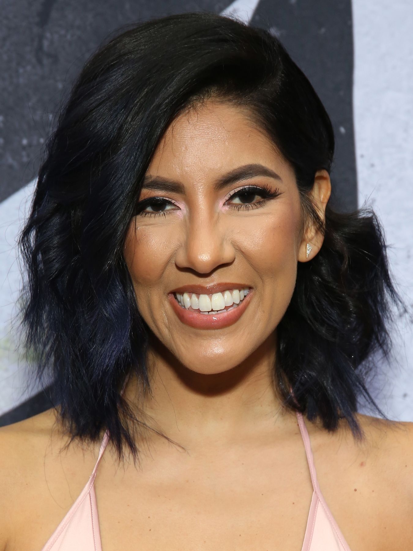 Stephanie Beatriz : Su biografía - SensaCine.com.mx