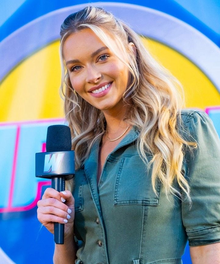 Camille Kostek : Su biografía - SensaCine.com.mx