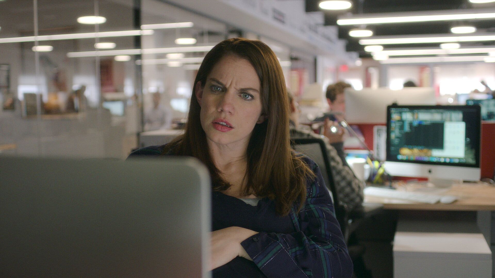 Cartel Inventando a Anna temporada 1 - Cartel 3 sobre 25 - SensaCine.com.mx