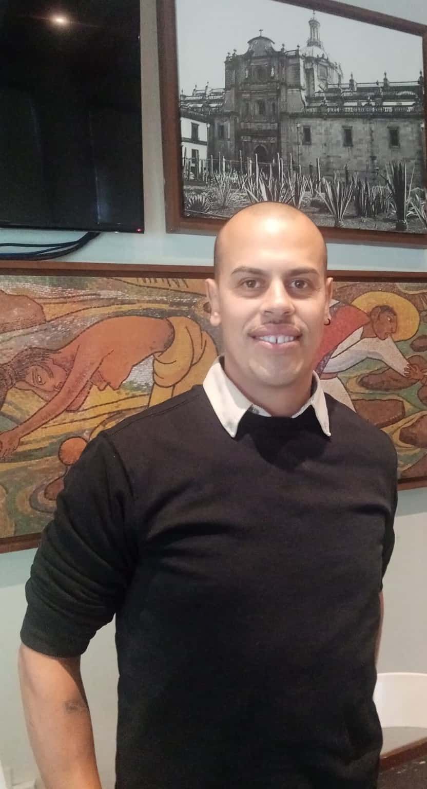 Alejandro Robles-Gil : Su biografía - SensaCine.com.mx