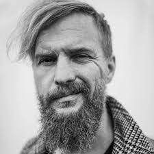 Tomasz Organek : Su biografía - SensaCine.com.mx