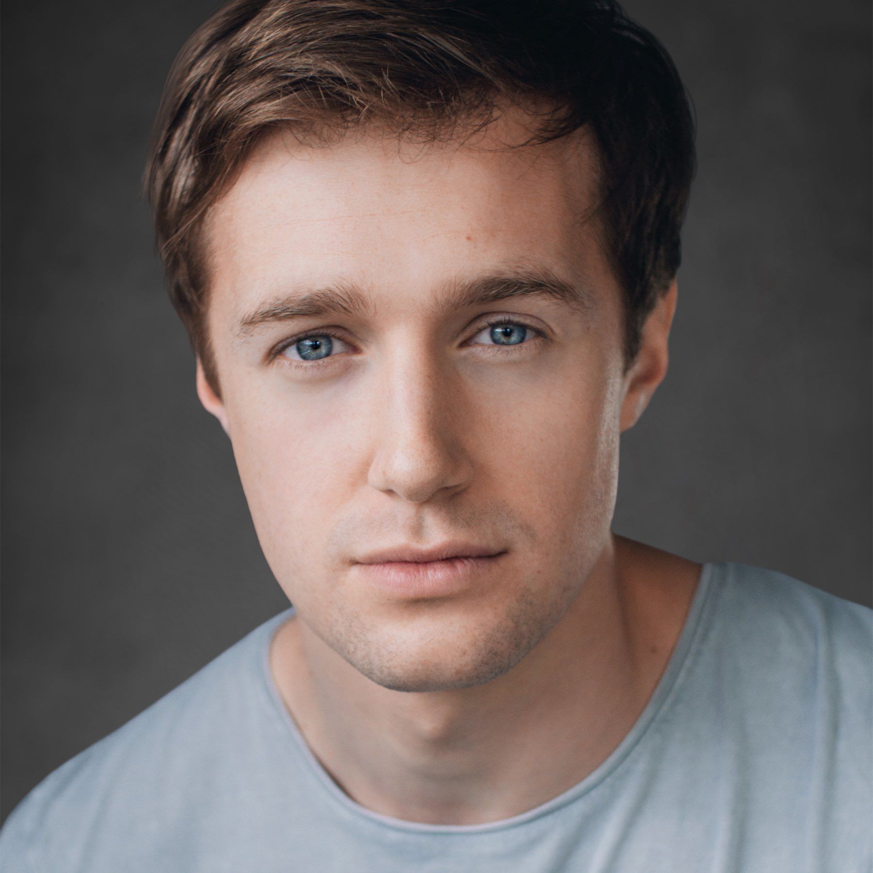 Anthony Crum : Su biografía - SensaCine.com.mx