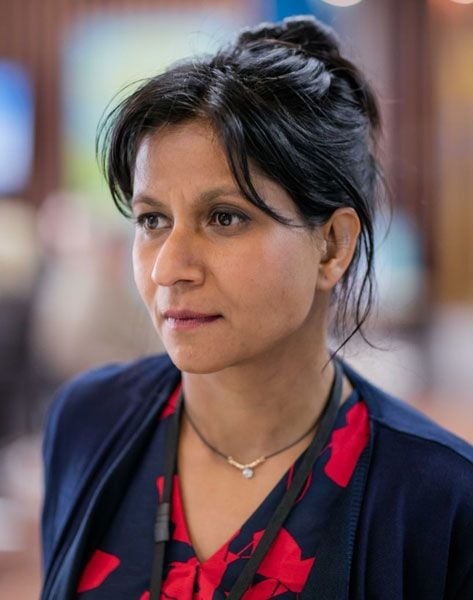 Thusitha Jayasundera : Su biografía - SensaCine.com.mx