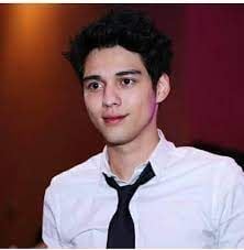 Maxime Bouttier : Su biografía - SensaCine.com.mx