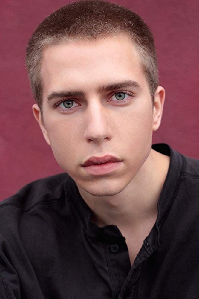 Aaron Holliday : Su biografía - SensaCine.com.mx