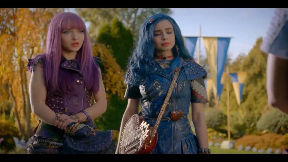 Trailer de la película Descendientes 2 - Tráiler de 'Descendientes 2 ...